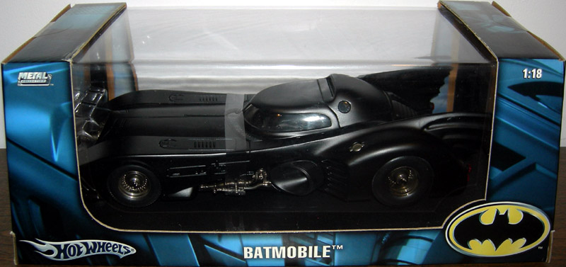Hot Wheels Batmobile 1-18 1:18 Mattel